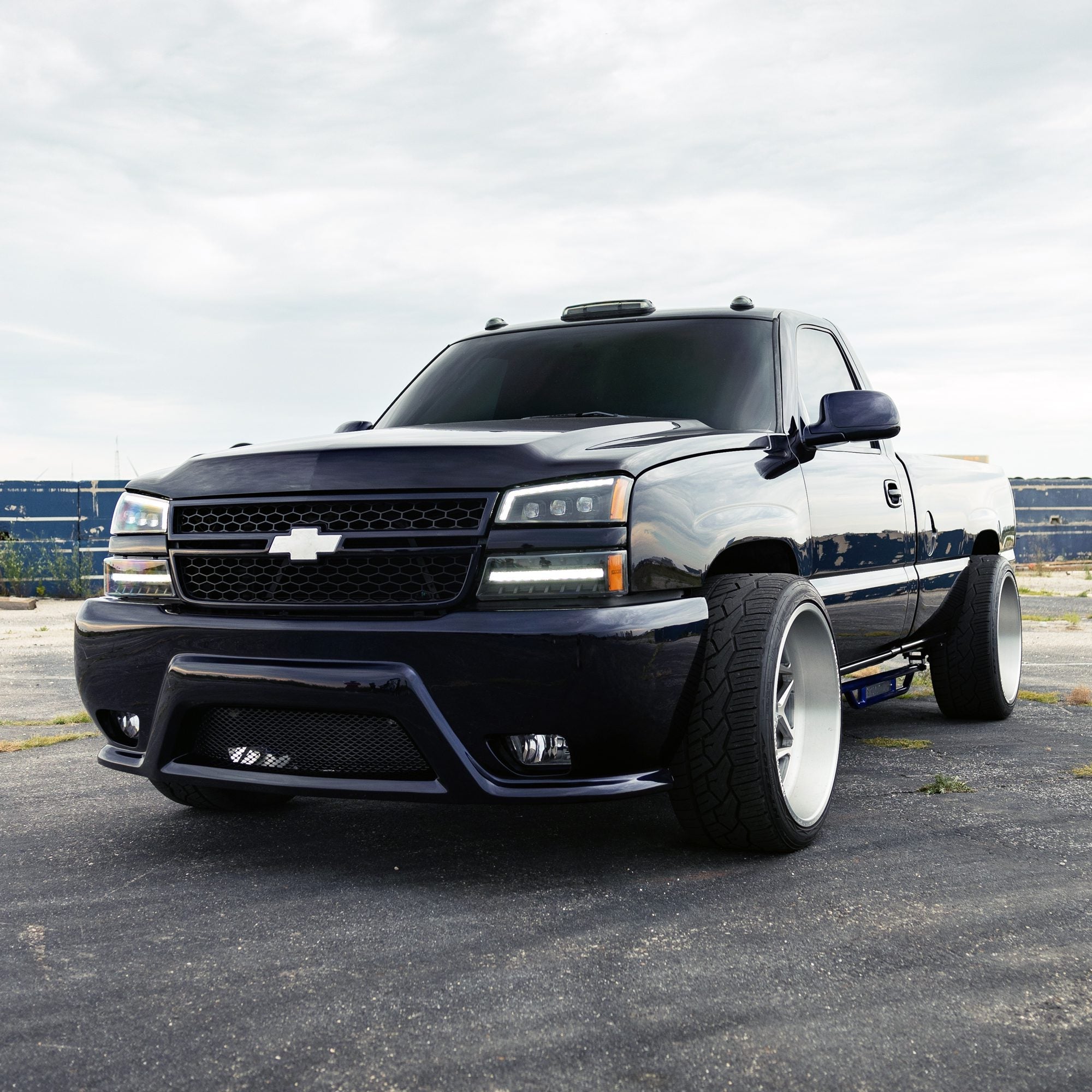 03-06 Chevrolet Silverado/02-06 Avalanche (without body cladding) NOVA ...