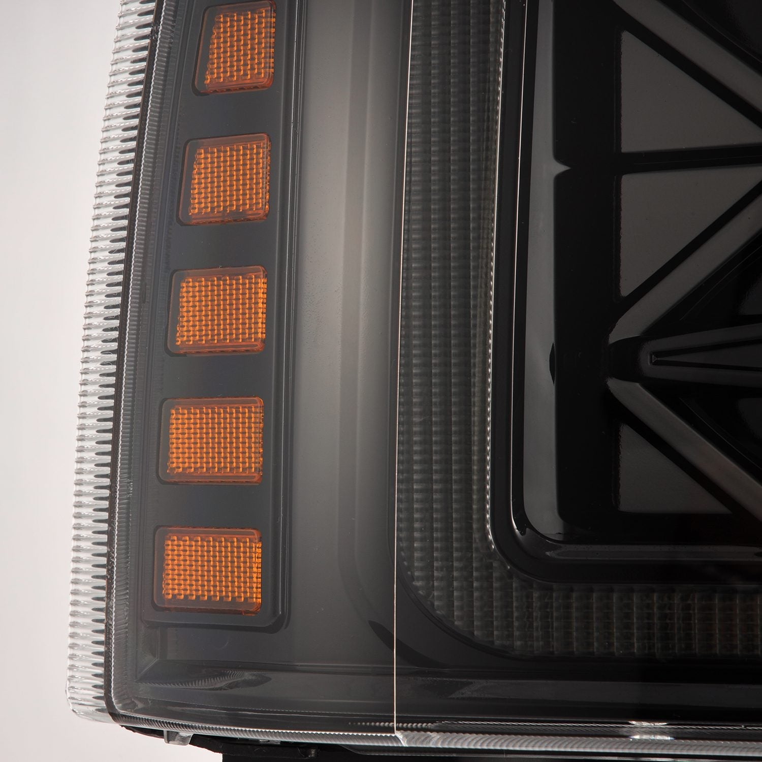 05-07 Ford Super Duty/Excursion LUXX-Series LED Projector Headlights ...