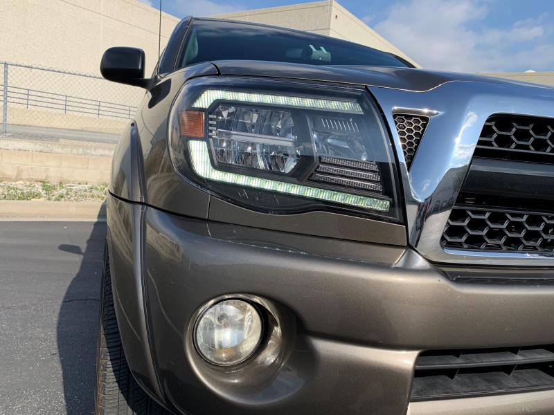 05-11 Toyota Tacoma LUXX-Series LED Crystal Headlights Alpha-Black ...