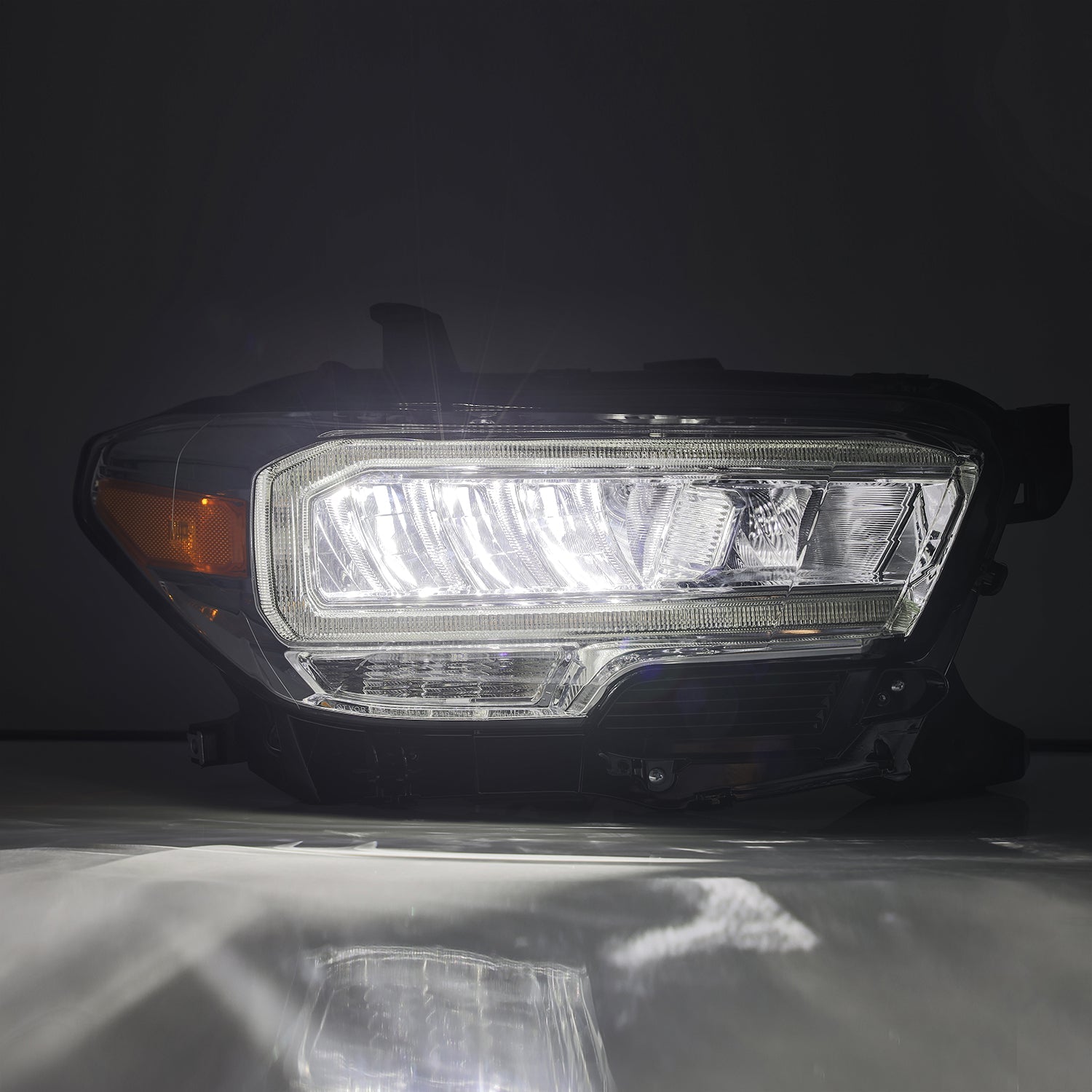 16-23 Toyota Tacoma LUXX-Series LED Crystal Headlights Chrome – AlphaRex