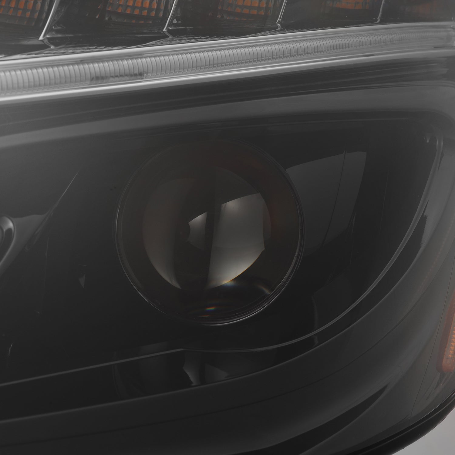 19-24 Mercedes-Benz Sprinter LUXX-Series LED Projector Headlights Alpha ...