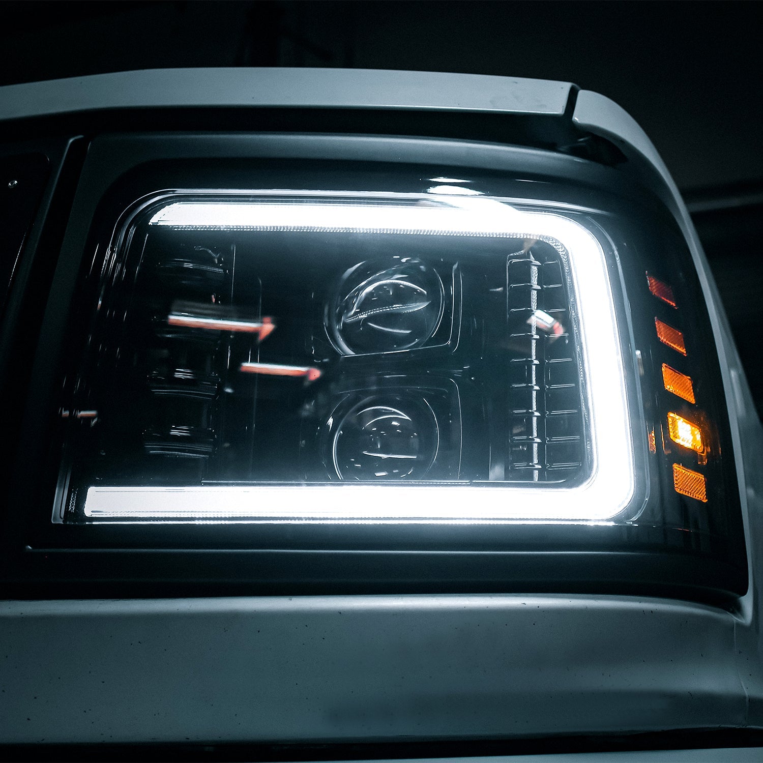 92-96 Ford OBS F-Series/Bronco LUXX-Series LED Projector Headlights ...